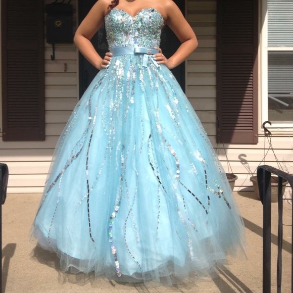 Dresses | Henrys Cloud Nine Prom Dress | Poshmark